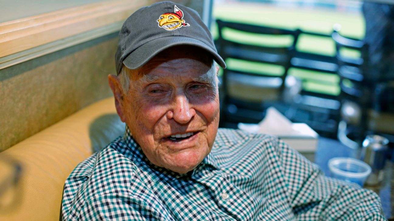 Eddie Robinson, former GM and oldest former MLB player, dies at age 100 ...