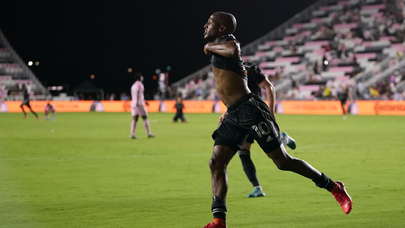 Fafa Picault, Houston Dynamo top Inter Miami after weather delay ...