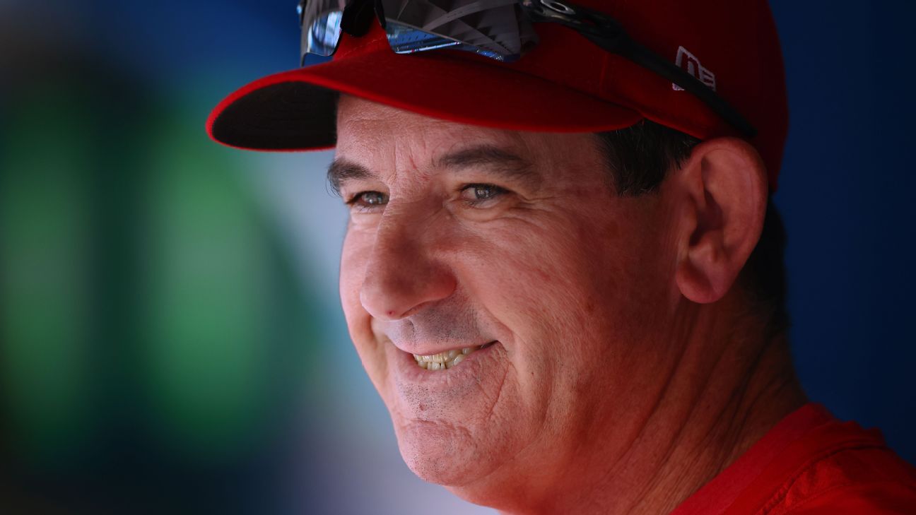 Philadelphia Phillies' Rob Thomson becomes first Canadian to manage MLB ...