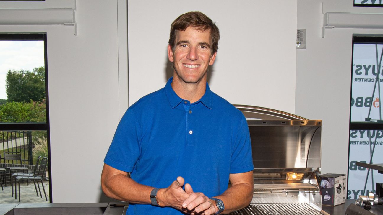 Eli Manning calls his personal style 'the boring look' - ABC7 New York