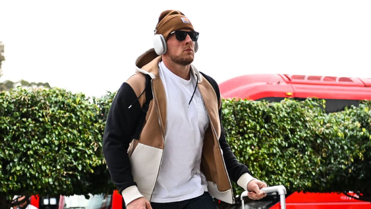 NFL Week 11: The best pregame fashion from Monday night - ABC7 New York