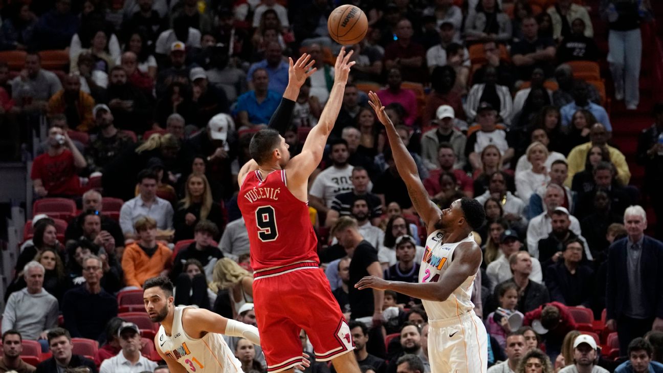 Bulls respond to rout, locker room dustup with win over Heat - ABC7 Chicago