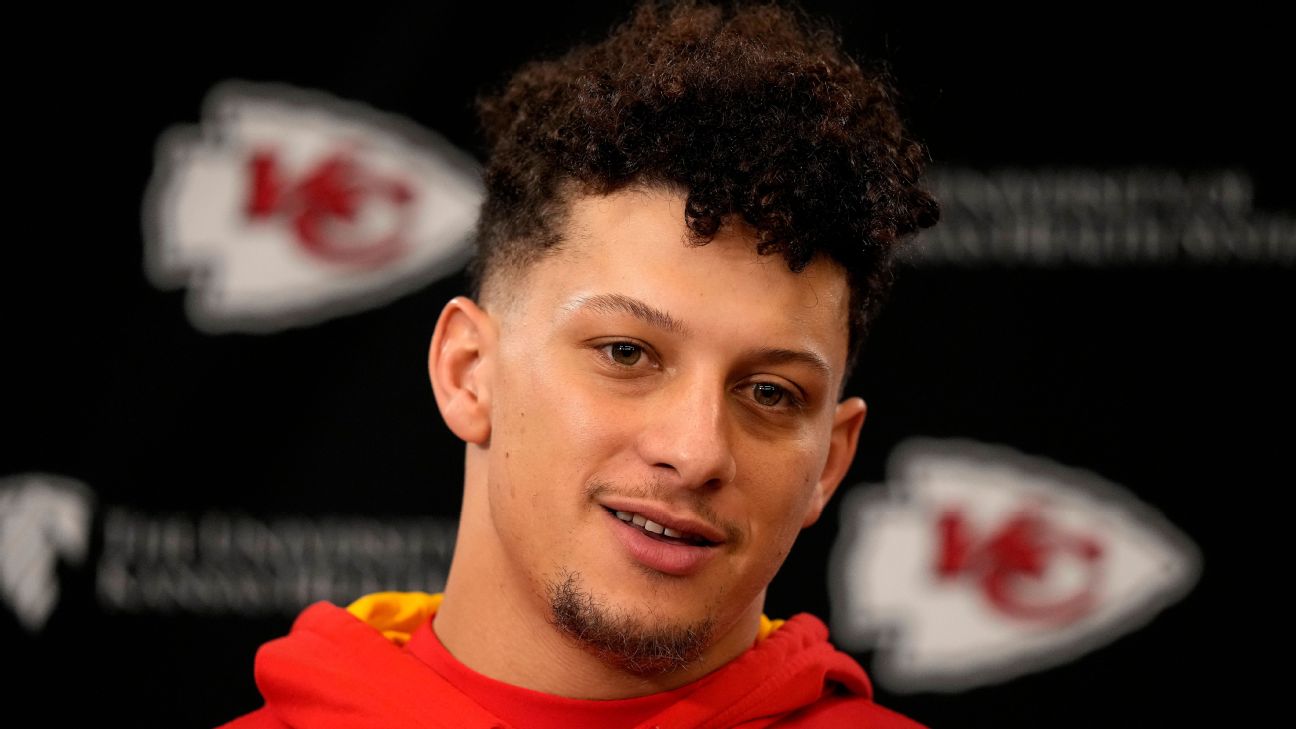 Patrick Mahomes: Historic matchup vs. Jalen Hurts 'special' - 6abc ...