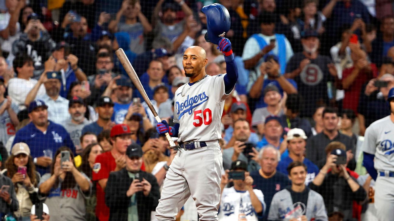 Dodgers' Mookie Betts welcomed warmly in first game back at Fenway ...