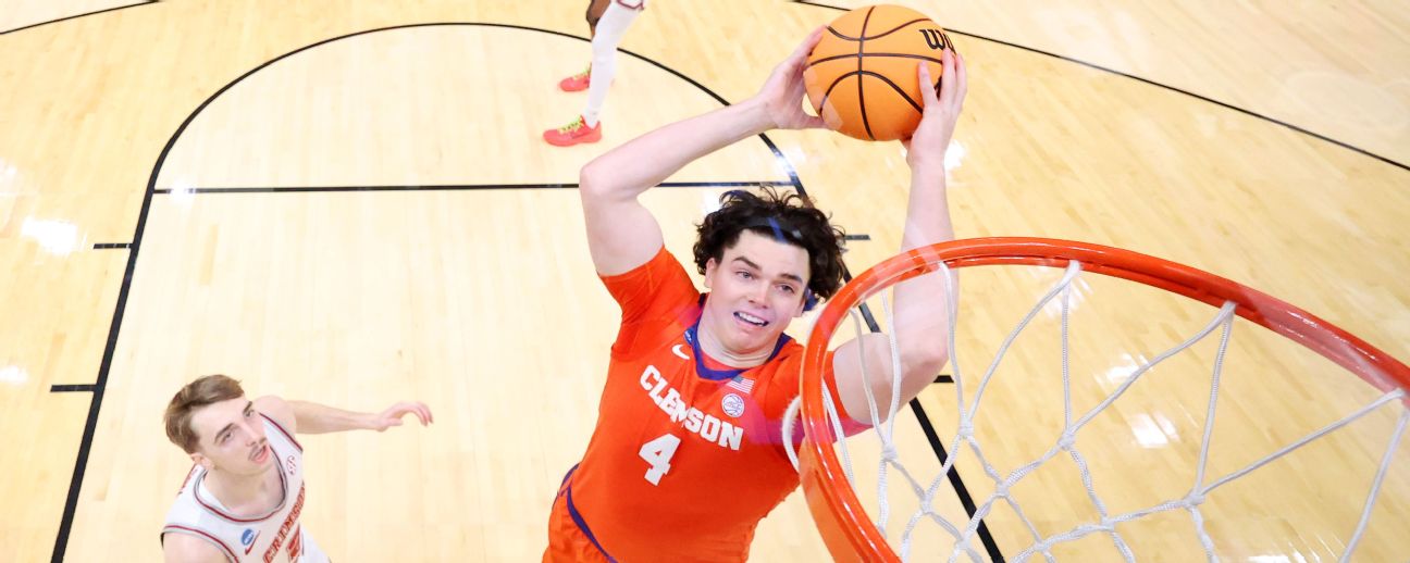 Ermon Lane Tattoos Moe's Photo Gallery: FSU Celebrates Winning Four