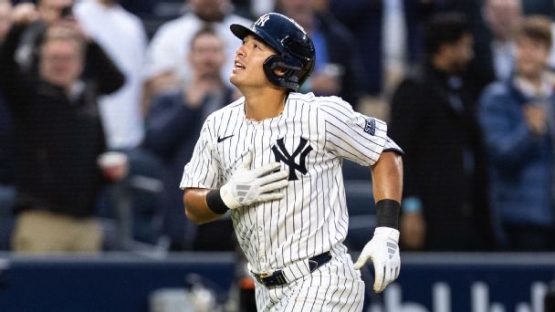 A 120-loss team? A Yankee shortstop topping Jeter? Our hottest hot ...