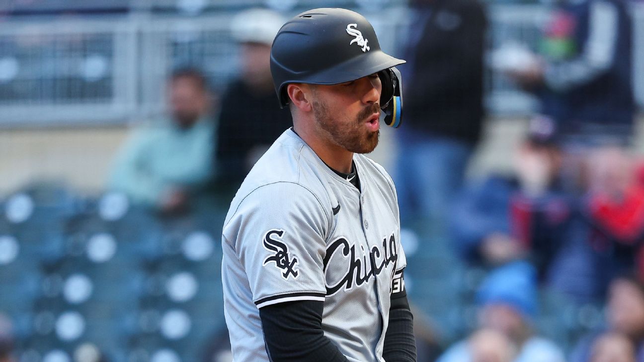 White Sox INF Danny Mendick (back) placed on injured list - ABC7 Chicago