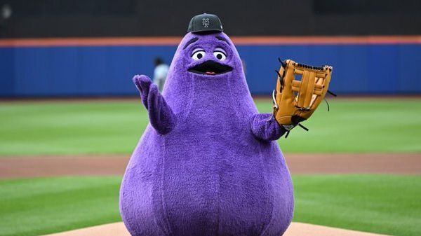 Mets begin winning streak after Grimace throws first pitch - ABC7 New York