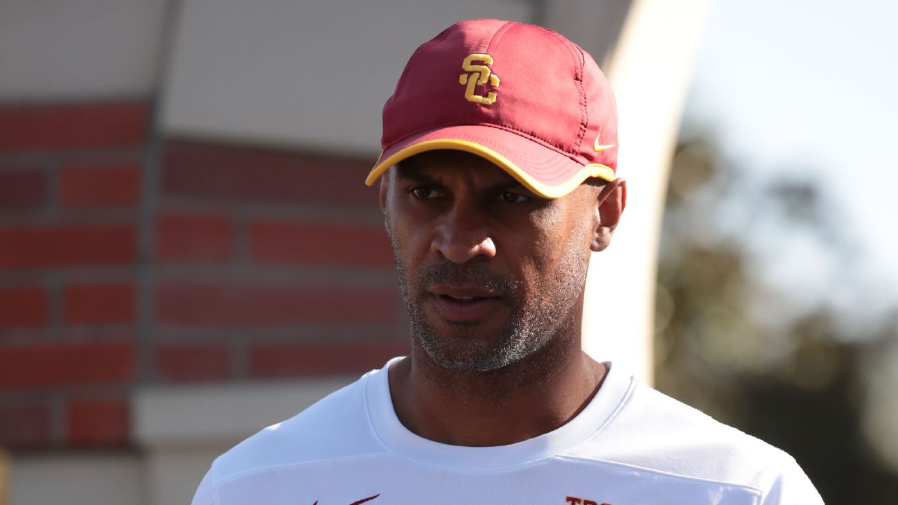 USC agrees to contract extension with D'Anton Lynn - ABC7 Los Angeles