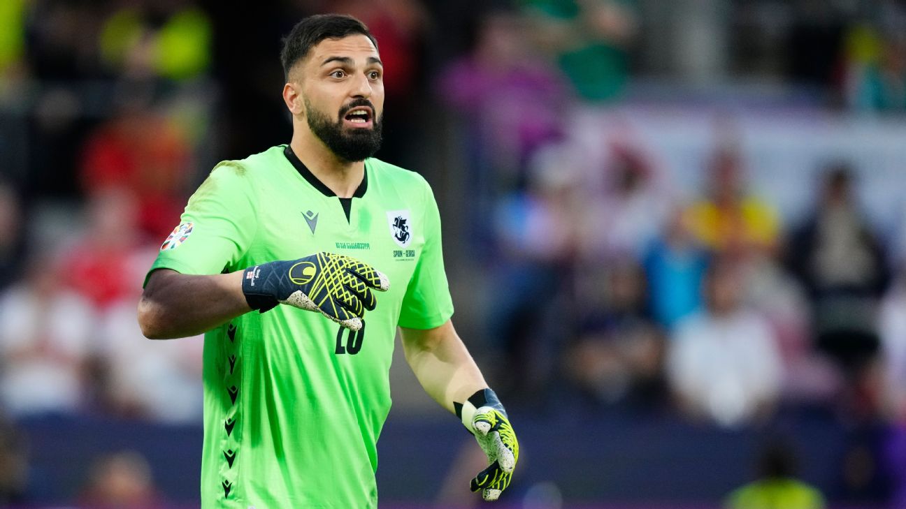 Soccer Transfer News and Rumors - ESPN