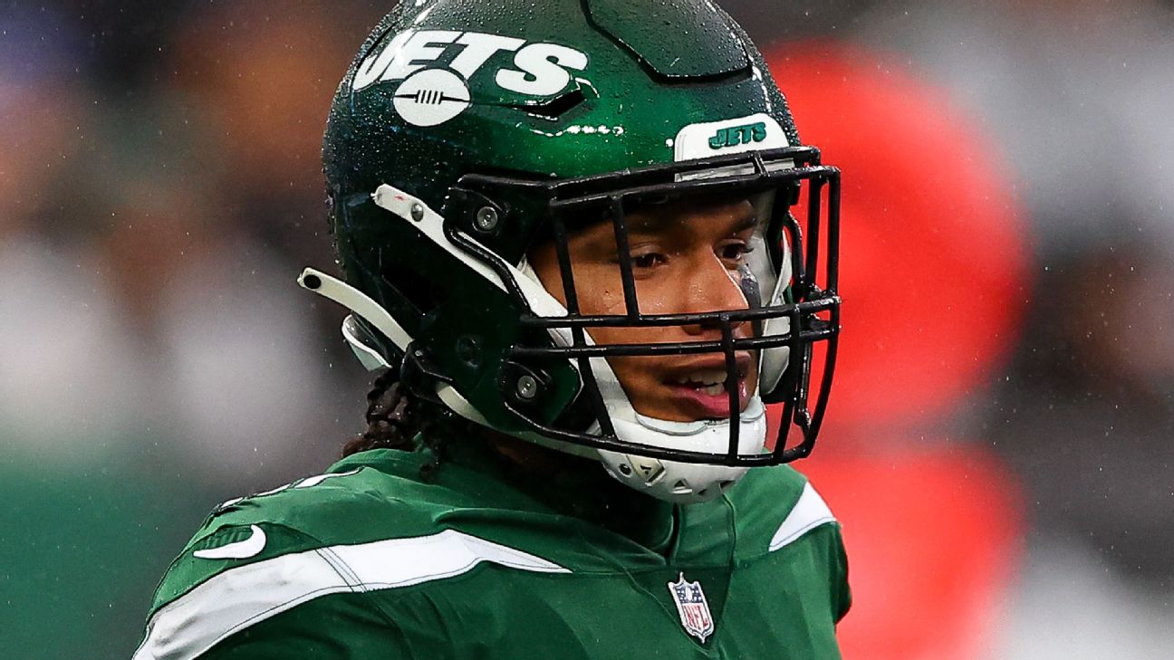 New York Jets DE Jermaine Johnson injured in 24-17 win - ABC7 New York