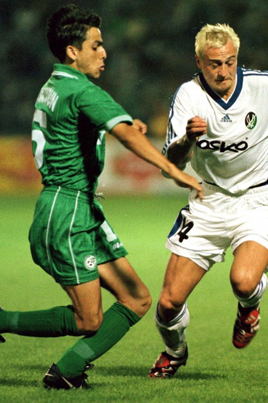 Benayouns acht maanden in de jeugd van Ajax: "Lieve jongen tussen de ...