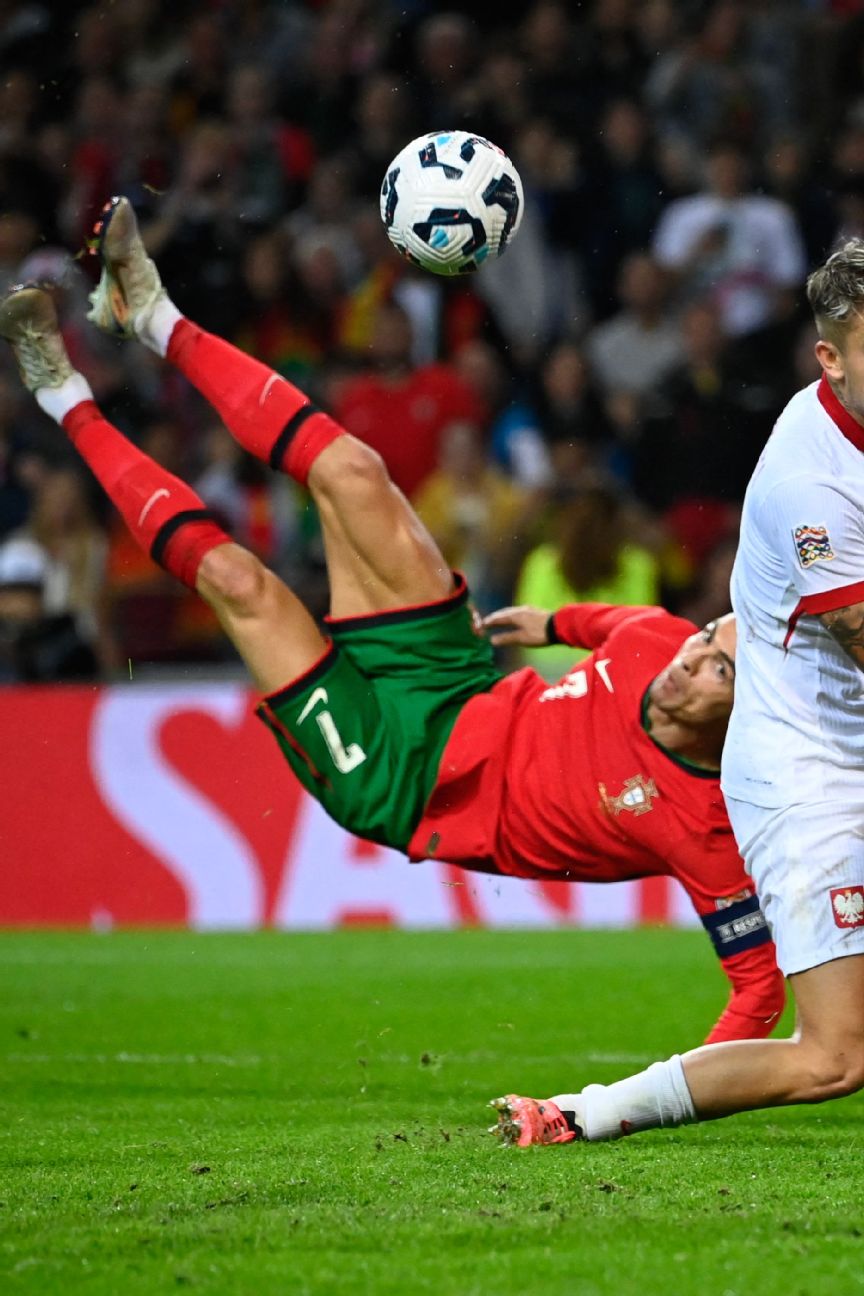 Ronaldo Doing A Bicycle Kick 2024