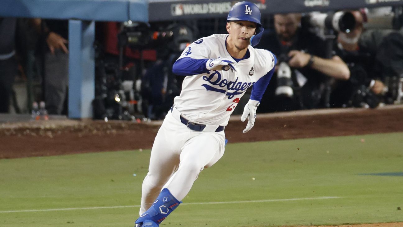Dodgers' Tommy Edman is day-to-day after tweaking right ankle - ABC30 ...