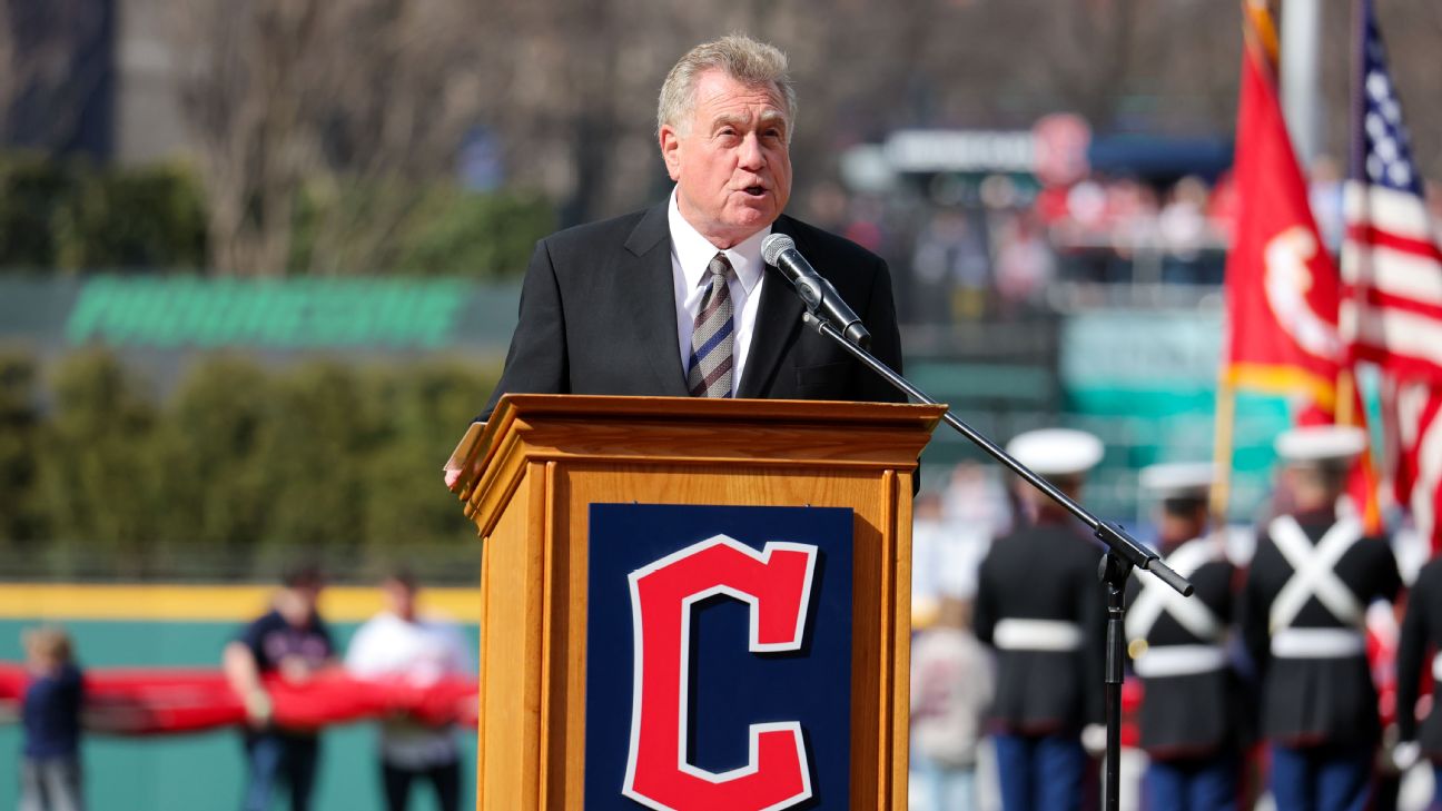 Cleveland radio announcer Tom Hamilton wins HOF's Frick Award - ABC7 ...