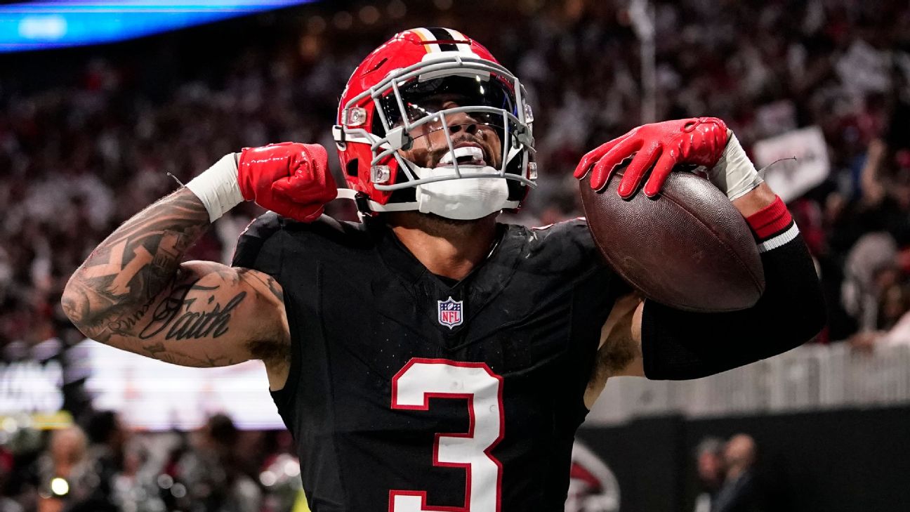 Falcons record their second pick-six of Giants QB Drew Lock - ABC7 New York