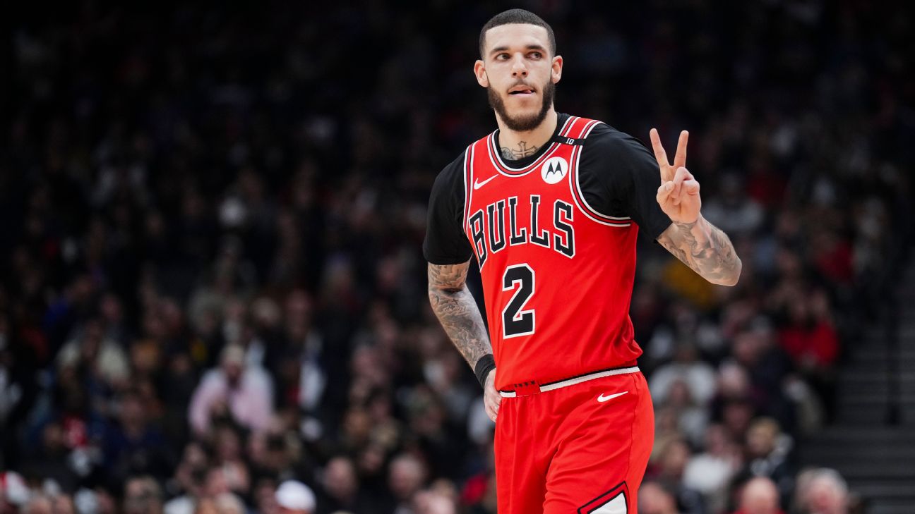 Bulls' Ball hosts family of donor for his transplant surgery - ABC7 Chicago