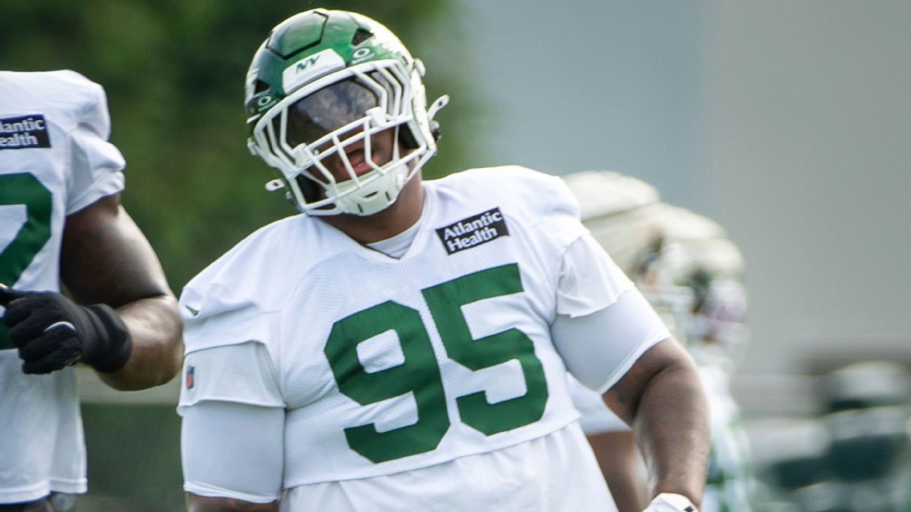 Jets DT Quinnen Williams out 1-2 weeks with strained left calf - ABC7 ...