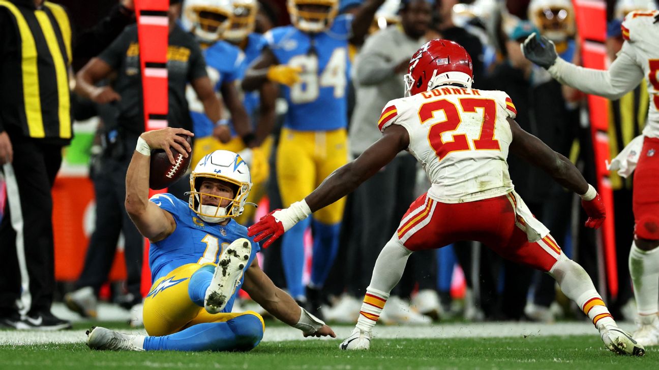 Herbert's brilliant opener helps Chargers finally beat Chiefs - ABC30 ...