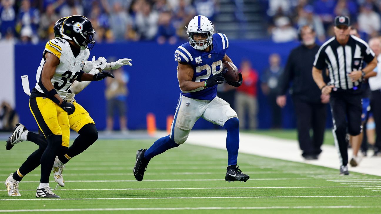 Taylor, Gonzalez lead Madden NFL 26 Week 7 ratings update - ABC30 Fresno