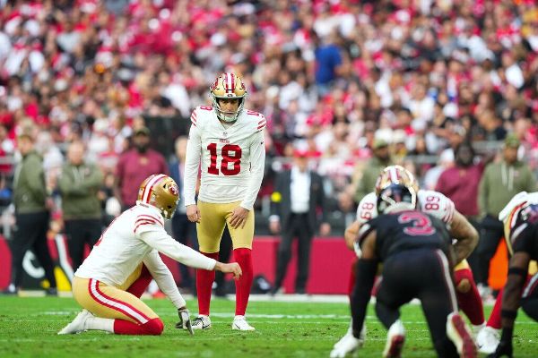 49ers kicker Eddy Piñeiro has hamstring strain; to miss time - ABC7 San ...