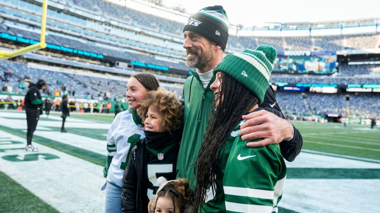 What if the Jets retained Aaron Rodgers for the 2025 season? - ABC7 New ...