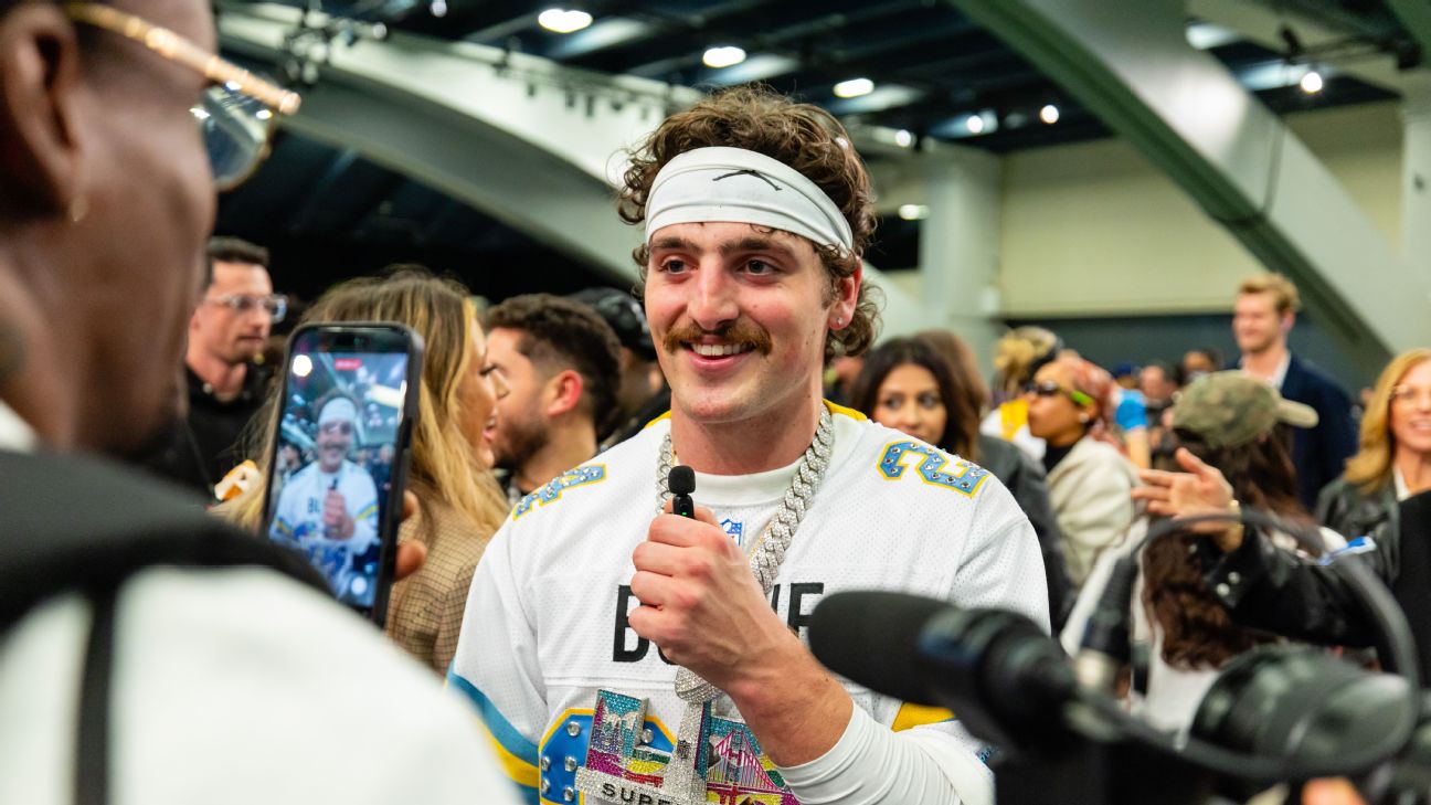 Benson Boone Stuns Super Bowl Crowd With Signature Backflip in 2 ...